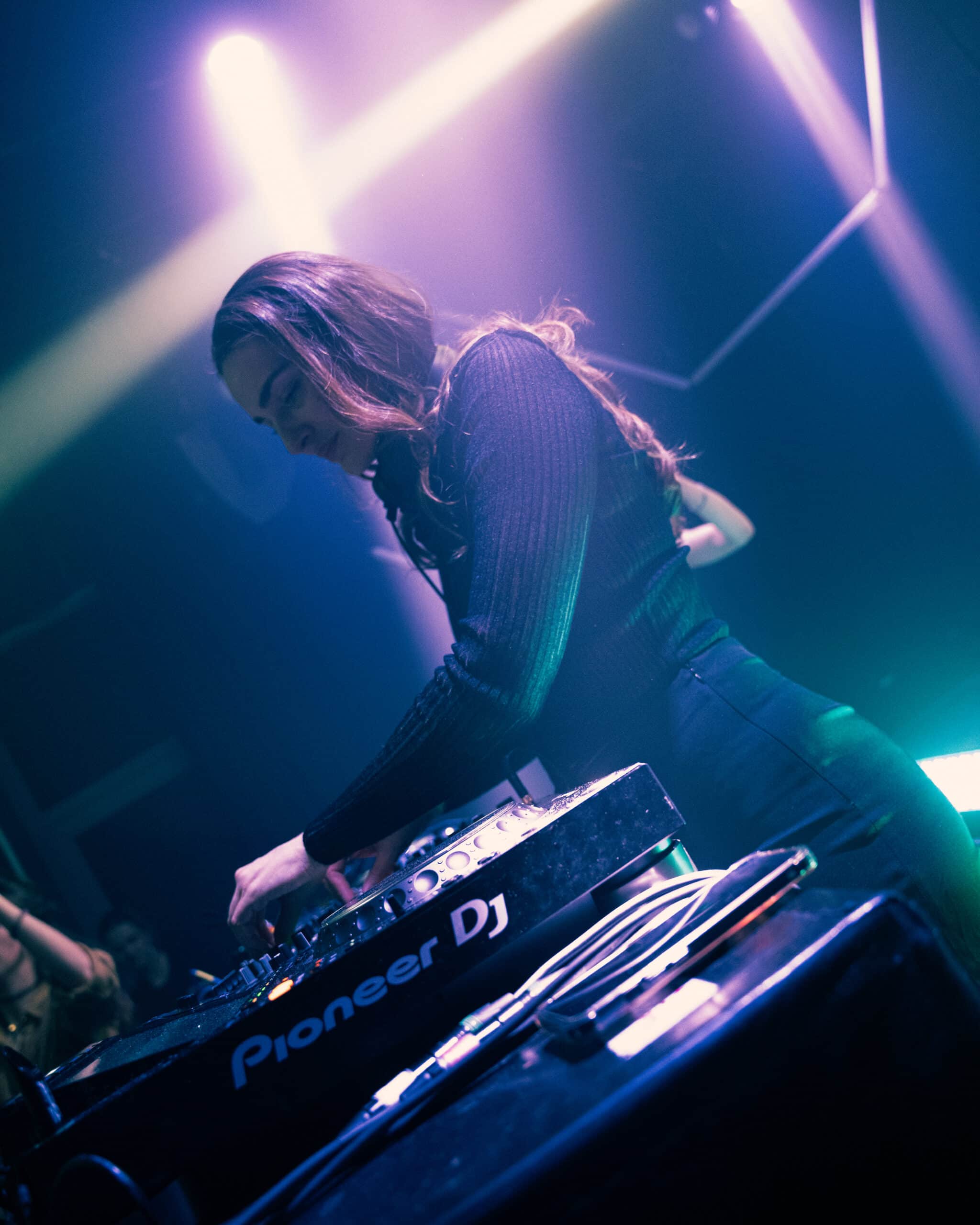 CLUB3 x Aletta + Beste Hira - Patronaat