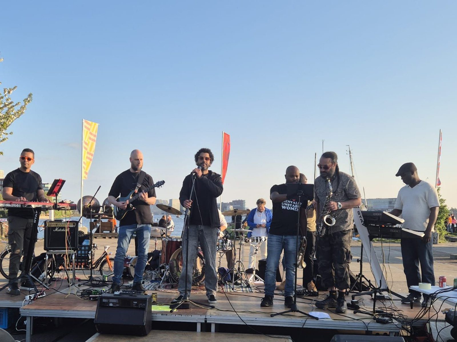 Reggae Cafe: Capitol Roots Band - Patronaat